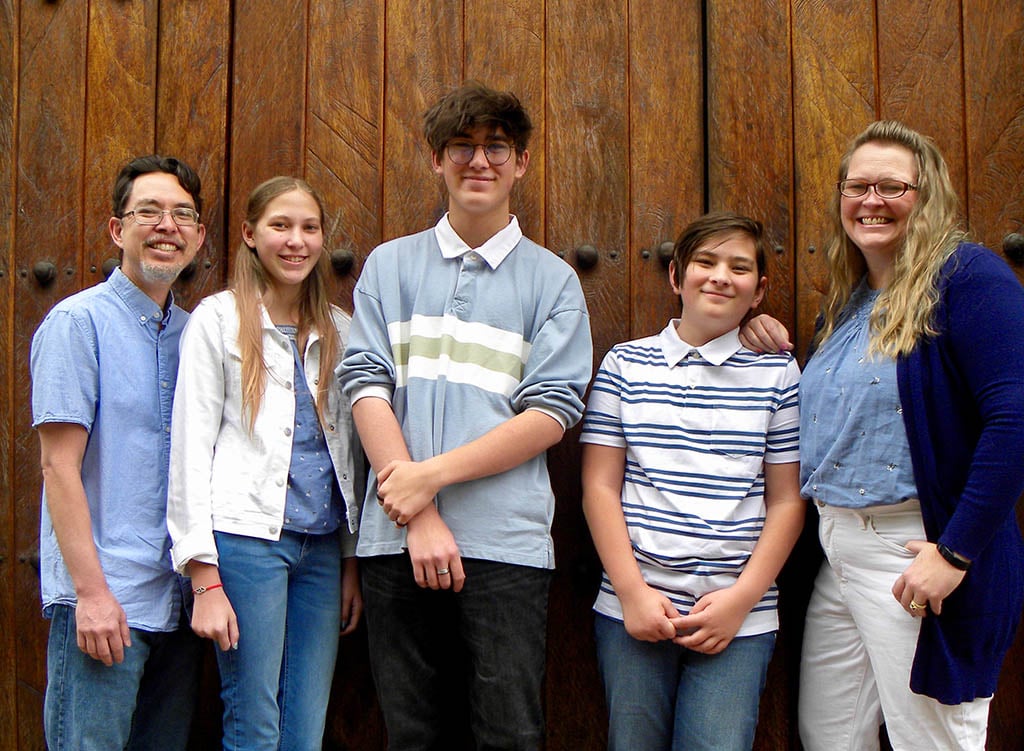 Patrick and Jennifer Pinho - Reach Beyond